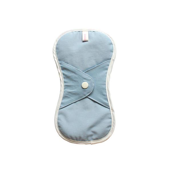 カラー：ブルー本体サイズ（約）：幅11（最大）×長20cm給水対応：約25cc素材：［表地］綿、ナイロン　［縁巻き］ポリエステル　：［中層（吸水層）］アクリル、ポリエステル、複合繊維（ランシール）　：［裏地（肌側）］ポリエステル、綿洗濯方法...