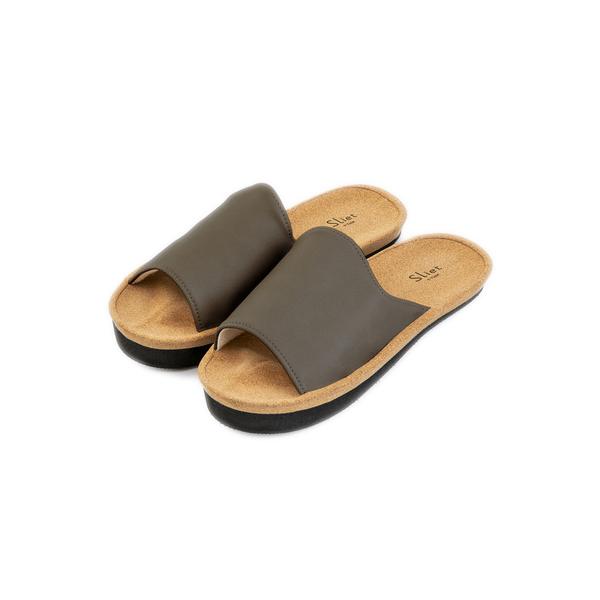 カラー：カーキ適用サイズ（約）：［脚のサイズ］長25〜27cm重量（約）：275g素材：［本体］ポリウレタン、ポリエチレン　：［足底部］EVA樹脂