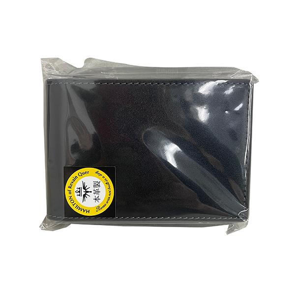 本体サイズ（約）：縦7.8×横11.3×厚2.4cm素材：牛革レザー（カーフ）