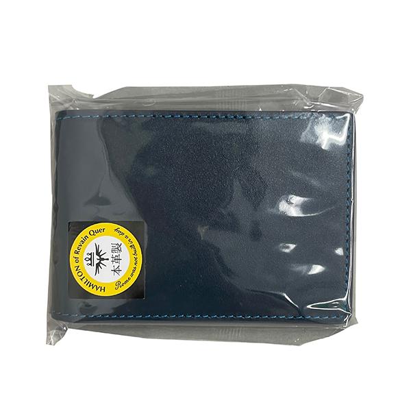 本体サイズ（約）：縦7.8×横11.3×厚2.4cm素材：牛革レザー（カーフ）