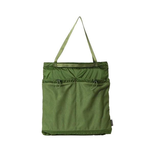 カラー：カーキ本体サイズ（約）：幅41×奥4×高42cm　［折り畳み時］幅13.5×奥4×高10cm重量（約）：90g容量（約）：6.7L素材：ロビックナイロン70D、撥水加工
