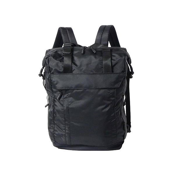 カラー：ブラック本体サイズ（約）：幅30×奥16×高42cm容量（約）：20L重量（約）：630g素材：ナイロン