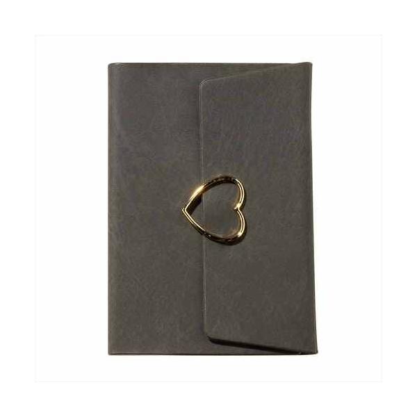 カラー：ブラック本体サイズ（約）：縦190x横130x奥15mmページ数：192ページ中面仕様：［月間］ブロック　［週間］レフト六曜表記：大安・仏滅・友引表示表紙素材：ＰＶＣ、紙対応期間：［月間］2026年3月〜2027年04月　：［週間］...