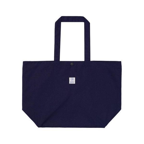 カラー：ネイビー本体サイズ（約）：縦30×横30（底面30/上部40）×マチ15cm 重量（約）：　素材：nano-wing（ナノウイング）