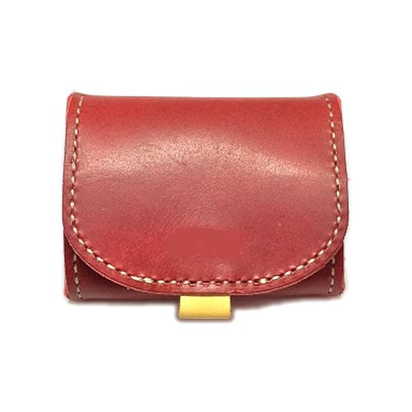 カラー：（本体革）赤、（ミミ革）黄本体サイズ（約）：［完成時］縦68×横90×厚25mm素材：牛革セット内容：牛革、金具、糸、針、両面テープ、取扱い説明書