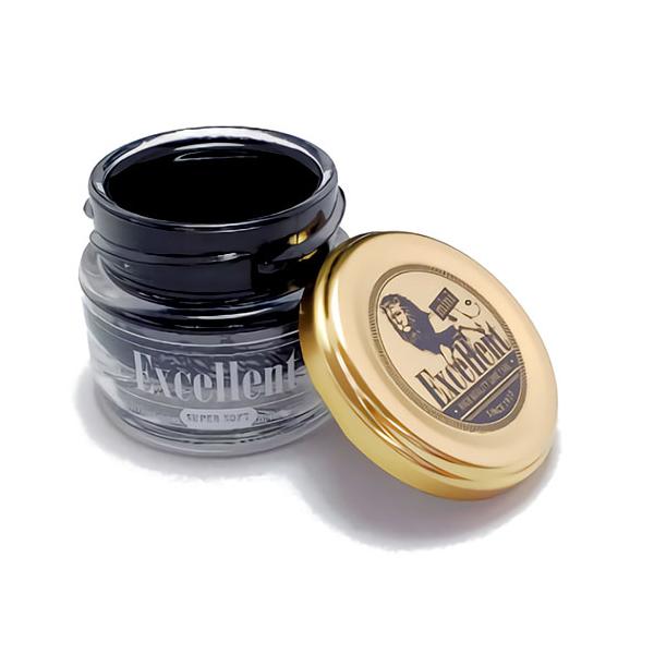 カラー：ブラック本体サイズ（約）：径5.5×高5cm内容量（約）：40g成分：天然カルナバワックス、高級ワックス、油脂、有機溶剤、香料