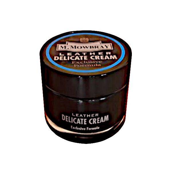 カラー：ブラックパッケージサイズ（約）：幅6×奥7×高5cm 内容量（約）：60mL