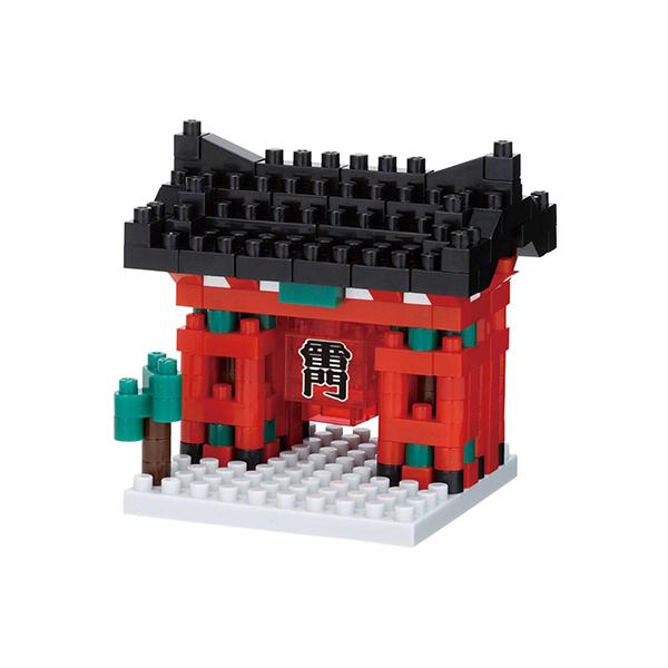 完成サイズ（約）：幅40×奥40×高47mmパッケージサイズ（約）：幅105×奥13×高180mmピース数：210ピース難易度：1（5段階）対象年齢：12才以上