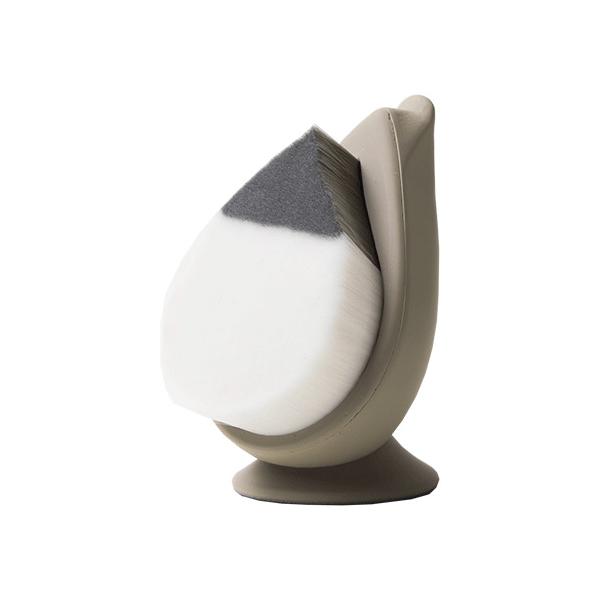 本体サイズ（約）：幅50×奥72×高85mm素材：［本体］ABS樹脂、磁石　［毛］PBT、抗菌剤原産国：台湾