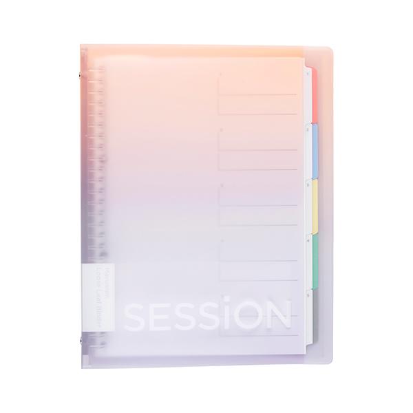 カラー：ゆうやけ本体サイズ（約）：縦276×横218×厚29mm 標準収納枚数（約）：120枚素材：［表紙］PP付属品：6mm横罫ルーズリーフ×5枚、6mm復習罫ルーズリーフ×5枚　：インデックス大×5山＋小×5山、クリアポケット×1枚