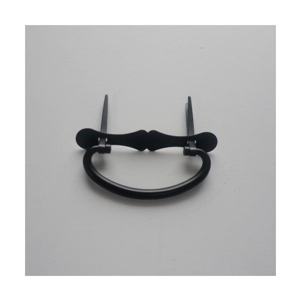 カラー：黒本体サイズ（約）：サイズA：60mm、サイズB：28mm、サイズC：42mm入数：1個素材：[本体]亜鉛ダイキャスト、[座金]鉄足の長さ（約）：21mm参考穴径（約）：3mm