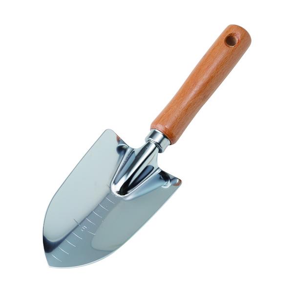 特長目盛付きのため、深さを測るのに便利です。頭部は熱処理を施しており、耐摩耗性に優れています。用途花壇、プランターの土入れや土出し、肥料やりに。園芸・農作業など仕様・規格 全長(mm)：280刃先長(mm)：145刃先幅(mm)：80材質 ...