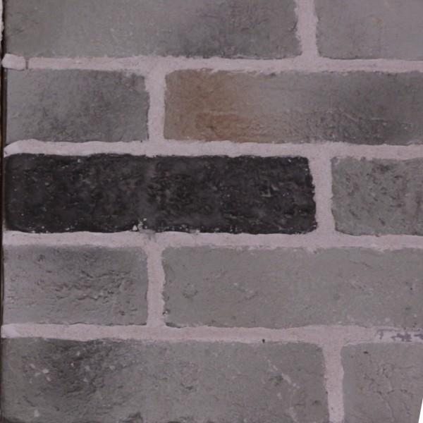 見た目はリアルなレンガそのものですが、従来の壁材やレンガに比べて「薄くて軽い」ので、壁紙の上から両面テープや接着剤で簡単に貼り付けられます。（使用目安：70枚/m2）特徴：柔軟で曲げやすいく、ハサミで簡単にカットできます。サイズ：60mm×...