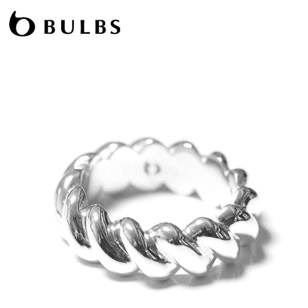 【サイズ】内径：約16mm (約11号)幅：約7mm【素材】SV925ニューヨーク発のブランド≪BULBS≫のシルバーリングです。環境に与える影響を最小限に抑え、過剰な廃棄物を制限するため、BULBSのすべてのピースはオーダーメイドで製作さ...