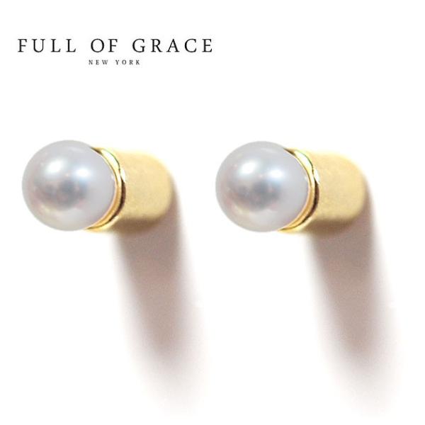 ●サイズタテ：約0.3cm、ヨコ：約0.3cmm●材質Gold-Plated(14金仕上げ)/パールポスト：スターリングシルバー女性を華やかに演出するコレクションが、幅広い世代から支持されているニューヨーク発のブランド≪FULL OF GR...