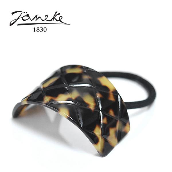 ●サイズタテ約3.2cm(最大)×ヨコ約5.6cm(直線で)●素材レジン／ゴム1830年にイタリアのミラノで設立された老舗ブランド≪Janeke≫のヘアアクセサリーです。日本では、Spick and Span、SHIPS、Odette e ...