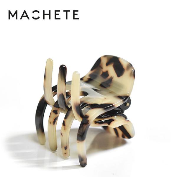 【サイズ】ヨコ幅：約3.5cm(最大)／高さ：約4cm【主素材】植物性アセテート天然で再生可能な材料を使用し、環境に配慮した優しい商品を製作しているアメリカのエシカルブランド≪MACHETE≫のヘアクリップです。日本では、ビューティー＆ユー...