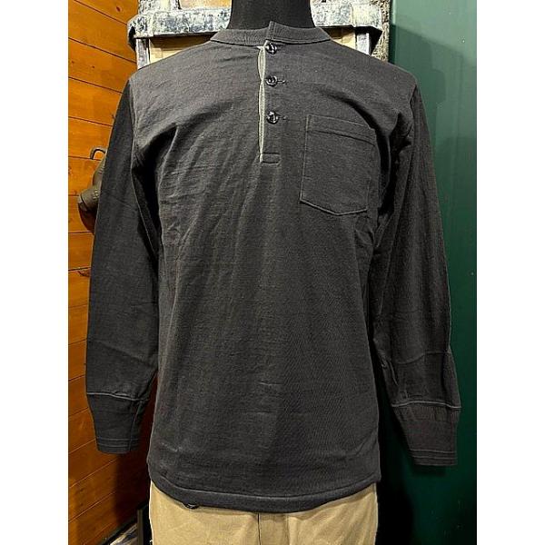 WEST RIDE 25FW VINTAGE HENLY NECK入荷しました☆WESTRIDE 25FW NEW ITEM「VINTAGE HENLY NECK」。16番単糸を吊り編み機でゆっくりと編み上げた丸胴VINTAGE TEEシリ...