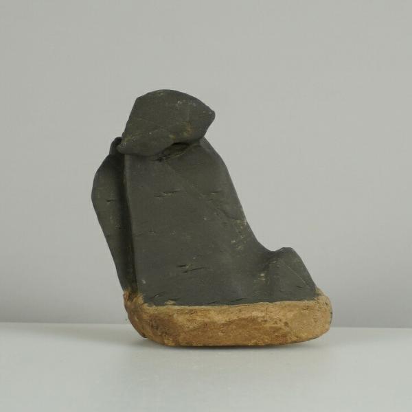 品名 　水石　産地、石の種類などの記載がない商品は仕入れの時点で詳細がわかっておりません。その旨ご了承のほどお願いいたします。サイズ 　高さ　約 8.5センチ　横幅　約 ６.８センチ　奥行　約 4センチ注意点 　モニターの発色具合によって、...