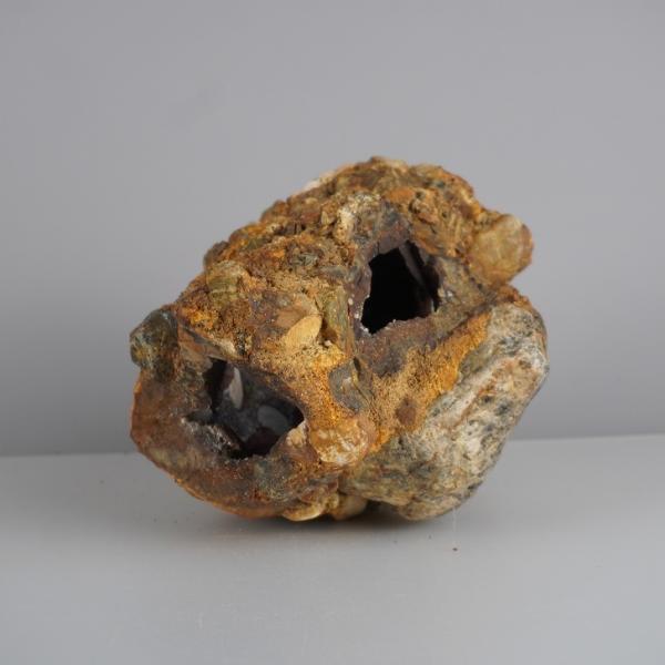 品名 　水石　壺石　産地、石の種類などの記載がない商品は仕入れの時点で詳細がわかっておりません。その旨ご了承のほどお願いいたします。サイズ 　高さ　約 12センチ　横幅　約 15.5センチ　奥行　約 11.5センチ注意点 　モニターの発色具...