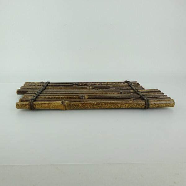 下記、商品説明をご覧ください。スマホの場合は商品情報をもっと見るを押してください。