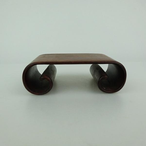 品名 　花台 (卓台・小品卓)サイズ 　高さ 　約 3.3センチ　　横幅 　約 9.8センチ　奥行　 約 5.5センチ