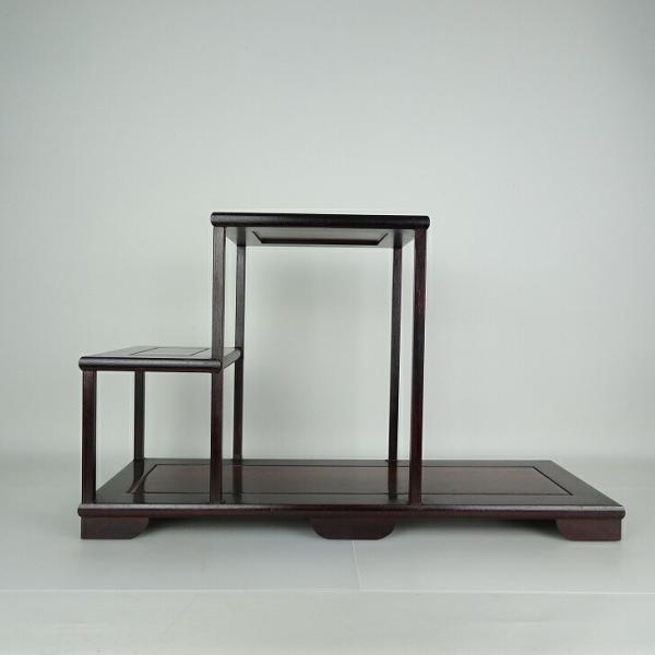 品名 　棚卓　花台(卓台・小品卓)サイズ 　高さ　約 37.5 センチ　横幅　約 63 センチ　奥行　約 22 センチ商品状態 　中古品の為、画像に写っていない小さなヒビ、欠け、キズ、汚れなどある場合があります。注意点 　モニターの発色具合...