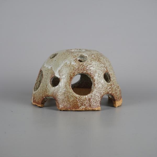 品名 　信楽焼サイズ 　高さ　約 7.5センチ　横幅　約 13センチ　奥行　約 13センチ