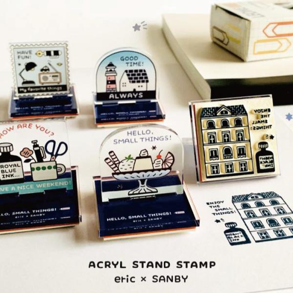 消しゴムはんこ作家、eric(@em_smallthings)さんがデザインしたアクリルスタンドスタンプです。飾って並べてもおしゃれなスタンプです。アイコンのようなデザインで、お手紙やメッセージを 可愛くデコレーションできます！●サイズ/3...