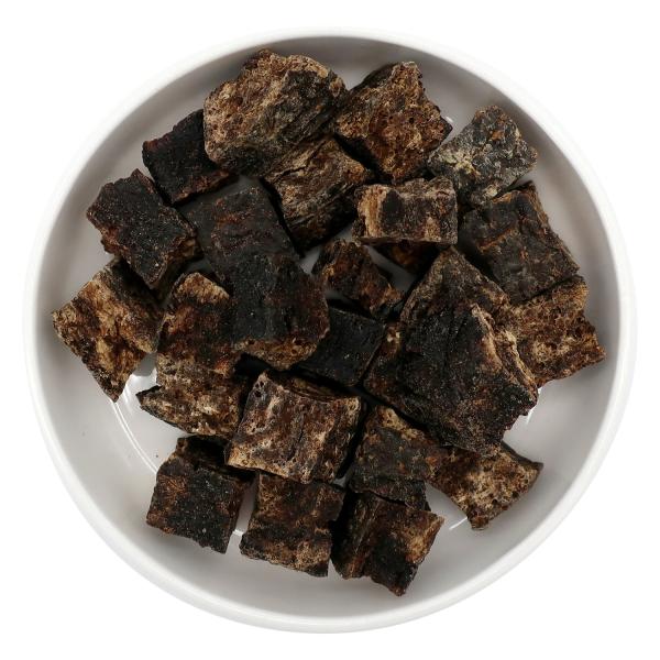 国産無添加の鶏レバーをじっくり乾燥させた一口サイズの角切りに形成した食べやすいおやつです。レバーは鉄分、ビタミンＡやＢ群、Ｃも豊富。しかも脂肪分が少なく低カロリーです。キューブ状の為、トレーニングのご褒美にも使いやすいです。【カロリー】38...