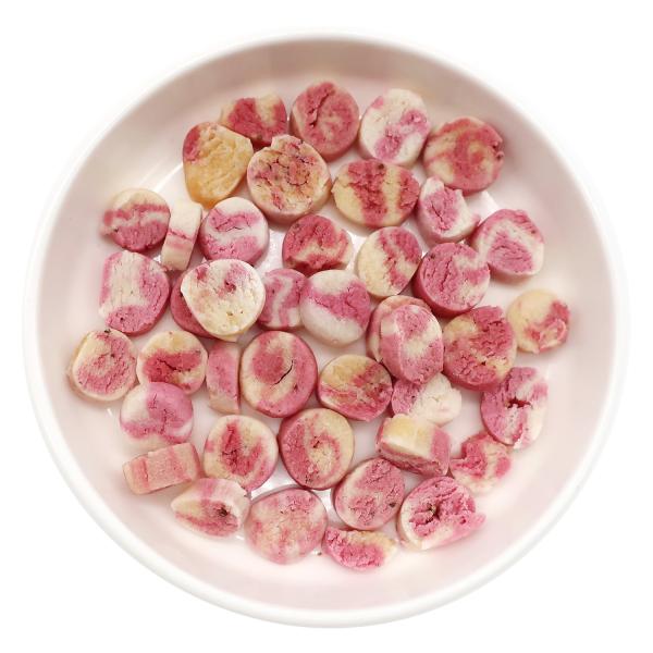 小麦粉・卵・砂糖不使用のグルテンフリー米粉で作ったおやつです。鹿肉パウダーといちごを混ぜ込み見た目も可愛くプレゼントにおすすめです。小粒の為、小型犬でも食べやすく、ご褒美のおやつとしても使いやすいサイズです。【カロリー】170kcal/10...