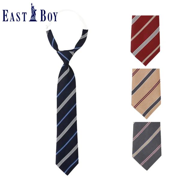 EASTBOY レジメ柄ネクタイ着脱が簡単なゴム仕様のネクタイ。イーストボーイのリボン・ネクタイは生地から縫製まで全て日本製。手作業で丁寧に作られているので温かみのある製品に仕上がっています。簡単に装着できる留め具、ライトバックルで、首周り...