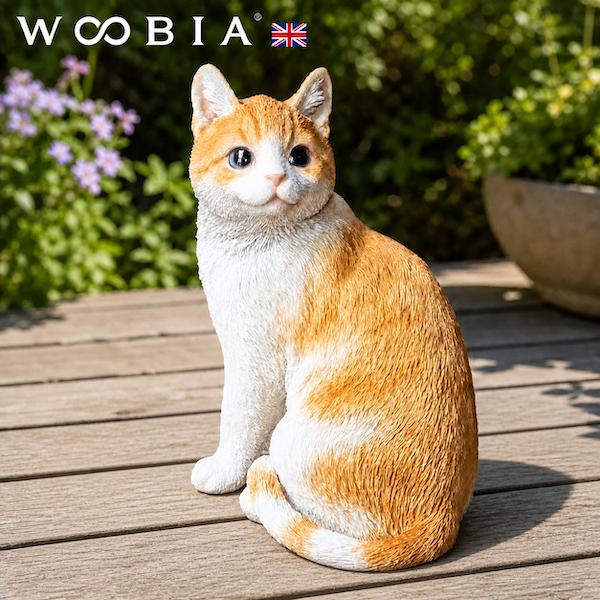 豊かな表情とリアルな質感で思わず笑顔になる愛らしさ。■商品名　 WOOBIA（ウービア）猫シリーズ■素材　ポリレジン■ご注意　大雨や台風、梅雨時期は屋内に入れていただくことをお勧めします。■関連ワード　猫 置物 ガーデニング 雑貨 ガーデン...
