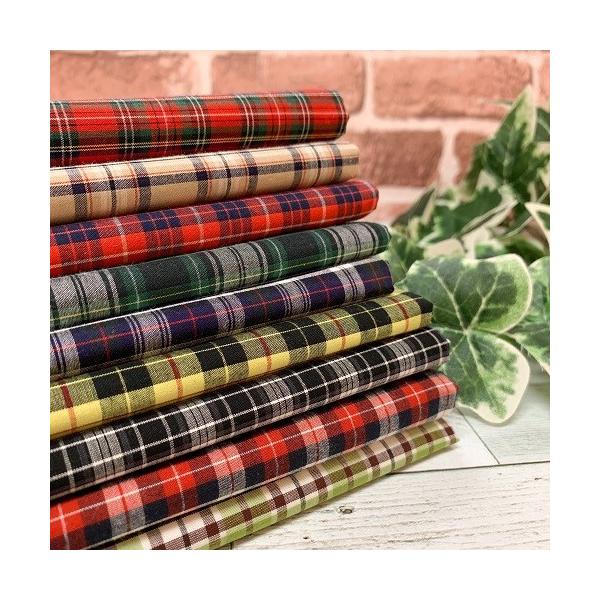 ・商品説明コットン100パーセントの50単糸の平織りのポプリンです。やや薄手くらいの厚みで、透け感はほとんどありません。さらさらとした肌触りで着心地のいい生地です。シャツやチュニック、お子様のお洋服にもどうぞ！入園入学グッズのバックや巾着に...