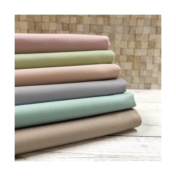 ・商品説明くすみカラーのオックス生地の入荷です。大人の方やお子さまにもお使い頂ける 落ち着いた色合いのオックス生地です。綿100％、日本製です。程よいハリのあるオックス生地で扱いやすく、 透け感はありません。お洋服はもちろん、 入園入学グッ...