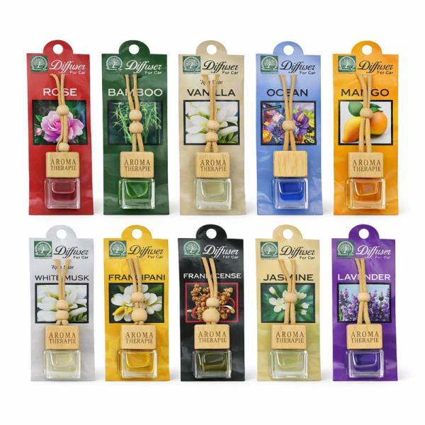 天然木キャップが香りをやさしく吸収。車内に自然で心地よいアロマを広げるカーディフューザーです。人工的になりがちな車内空間を、ナチュラルな木の質感と穏やかな香りで包み込み、運転中の緊張や日常の疲れをやさしく和らげます。強すぎない香り立ちのため...