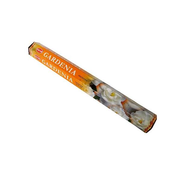 クチナシの花の香りです。透明感のある甘く爽やかな香り。初夏の香りを彷彿させるなんだか懐かしい香り長さ：約24ｃｍ内容量：約20本生産国：インド※ポスト投函可能の配送方法は代引き、日時指定が出来ません。ポスト投函可能の配送方法で代引き決済をご...