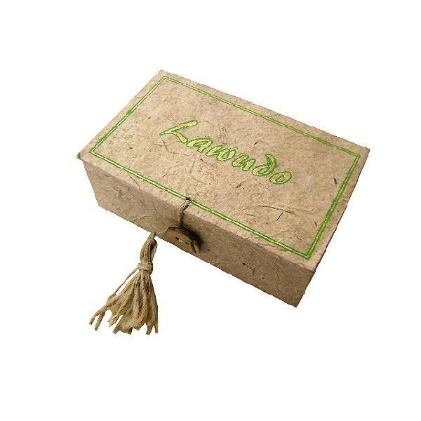 カトマンズ郊外の小高い山の上にあるコパンアニゴンパ（カチェガキリン）でヒマラヤの4000ｍに自生するハーブなどを使い、オールナチュラル＆オールハンドメイドで作られているチベタンインセンスです。ケミカル成分は一切使用しておりませんので体にも優...