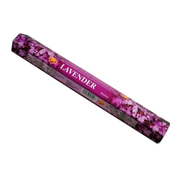 【ポスト投函便配送選択可能です/6箱毎に送料1通分が掛かります】なかなかリアルなラベンダーで癒される香りです長さ：約23ｃｍ内容量：約20本生産国：インド※ポスト投函可能の配送方法は代引き、日時指定が出来ません。ポスト投函可能の配送方法で代...