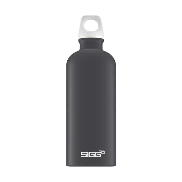 シェード/600 ml/13055・Size:600 mlColor:シェード・パッケージ個数:1・素材:ボトル本体/アルミニウム、キャップ/ポリプロピレン・容量:0.6L・サイズ:70×70×215mm・重量:約100g・原産国:スイス