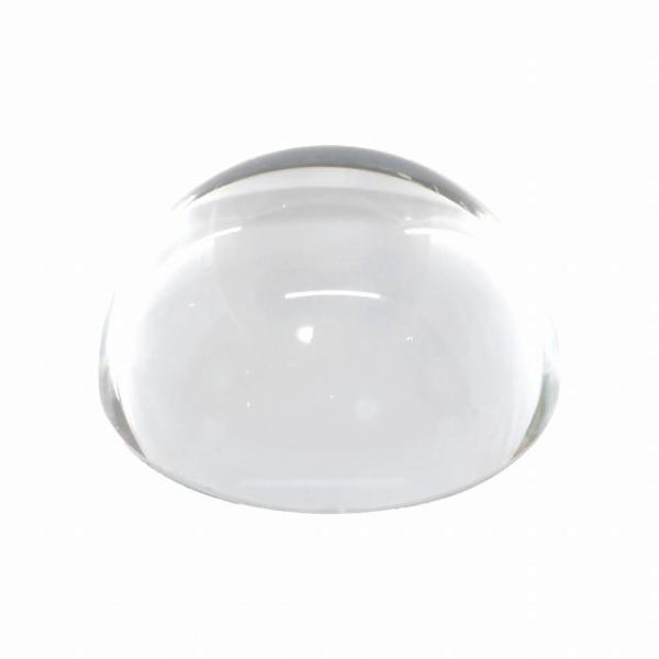 置き型のルーペです。置き型なので手に持ったまま使用せず、ルーペを対象物の上に置き、スライドしながら使用できます。ペーパーウェイトにもなりますので、手が塞がらず手が空き便利です。高齢者や老眼の方におすすめのルーペです。サイズ　約 8x8x3....