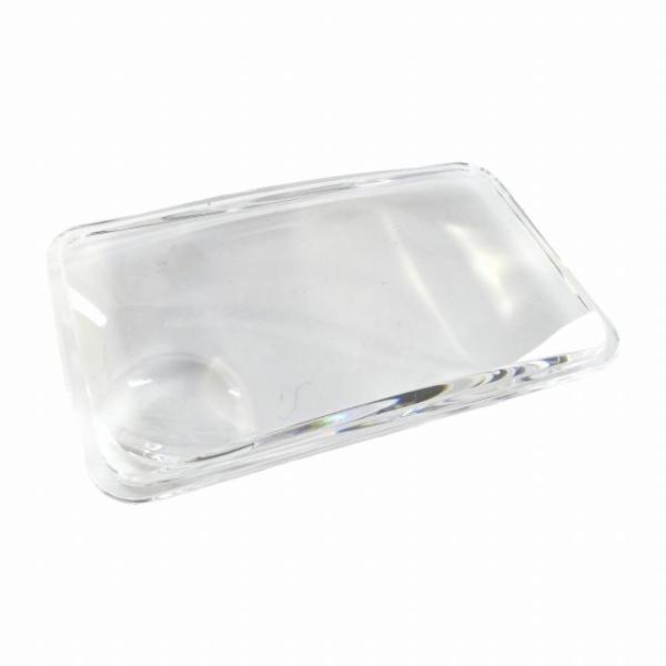 長方形型の手持ち用ルーペです。角型は視野が広くて文章が読みやすくてとても便利です。高齢者や老眼の方におすすめのルーペです。サイズ　約 11.5x7x1.5cm重さ　約 95g素材　ガラスレンズ倍率　主鏡2倍　副鏡10倍専用パッケージはござい...