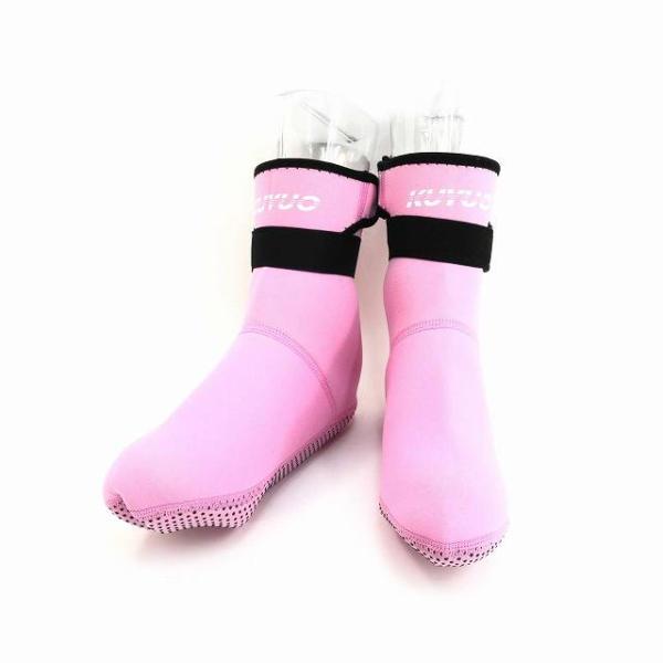 ウェットスーツにも使われるネオプレン素材の発熱ソックスです。爆熱王靴下より品質が良く生地が厚く、しかも足首まで暖かいハイソックスの発熱靴下です。当店のプライベートブランド、発熱王子靴下です。　超あったかいです！冷え取り効果があります。　発熱...