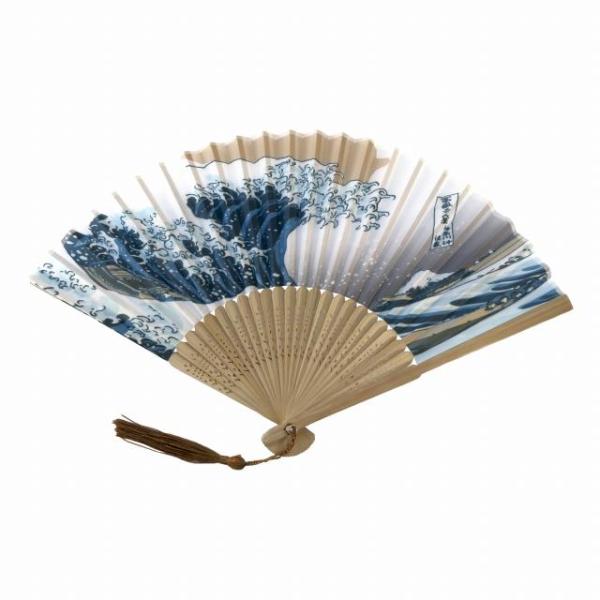 フリンジのようなタッセル付きのおしゃれな扇子です。日本独自の品ということで海外へのお土産にも喜ばれるものです。末広がりと縁起が良いのも扇子の特徴です。お祝いごとに喜ばれるアイテムです。還暦、喜寿、米寿などの長寿のお祝いや令和のお祝いなどにも...