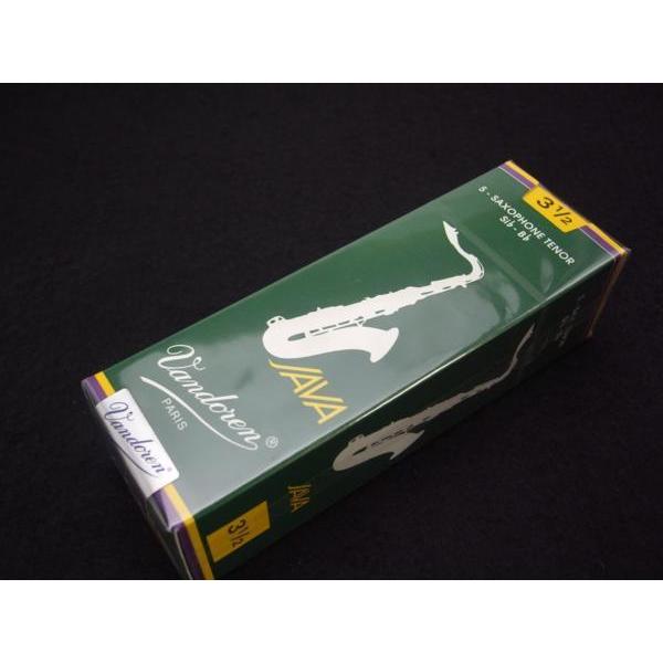 野中貿易の正規品・新品です。バンドーレン リード・JAVA。テナーSAX用・サイズ3半(3・1/2)・5枚組です。1983年にヴァンドレン社がジャズとポピュラー音楽用に開発したリードです。トラディショナルより先端部が厚く、パレットがより柔軟...