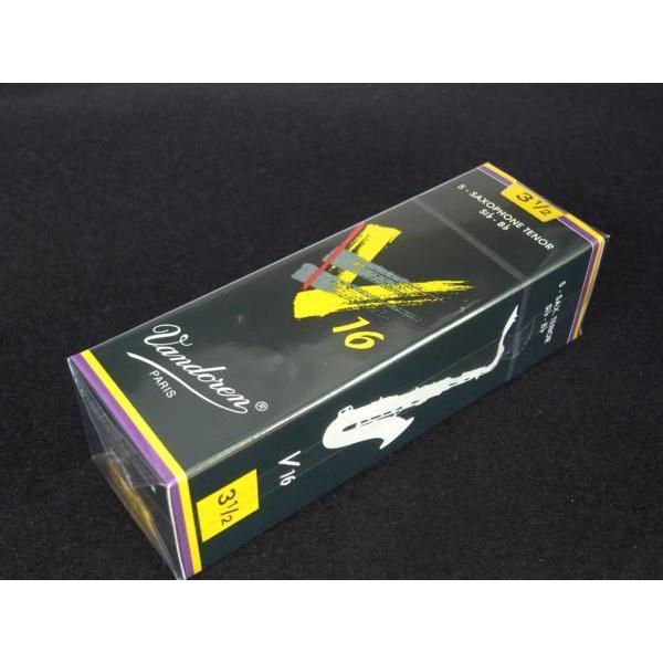 野中貿易の正規品・新品です。バンドーレン リード・V16テナーSAX用・サイズ3半(3・1/2)・5枚組です。V16シリーズはジャズ向けに作られたサックス用リードシリーズです。JAVAシリーズ、ZZシリーズと並んでVANDORENのサックス...
