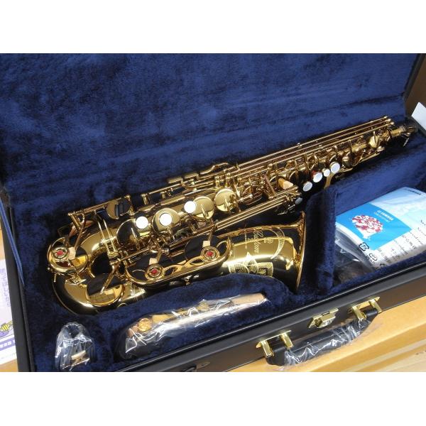 正規品・新品・受注生産品です。当社YAMAHA管楽器特約店となります。今回特典としてバンドレンリード10枚詰め合わせをプレゼント!世界的人気モデルYAS-82Zのアンバーラッカー仕様となります。受注生産品のため納期がかかるモデルとなります。...