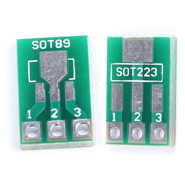 SOT89 SOT223 to DIPアダプター表と裏でそれぞれSOT89 SOT223のSMDチップをはんだ付けできるところがあり、そのままでは使えないSOT89やSOT223をブレッドボードやユニバーサル基板で使えるようになります。
