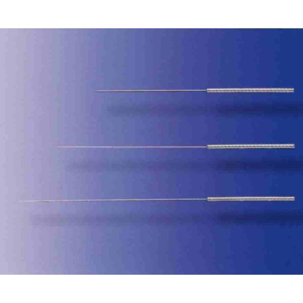 ☆　針先を素晴らしい切れ味の鏡面光沢に仕上げ、針本体を柄の部分に　　貫通させ圧着してあります。☆　針柄全体が綾目模様になっています。