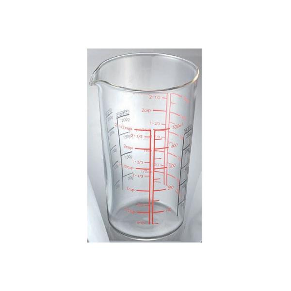 中からも読めるメモリです。 粉も量れるのでとっても便利です。 粉ものは黒い目盛り、液体は赤の計量メモリで読みやすい！  耐熱ガラス製なので、電子レンジも安心して使えますよ。  サイズ：幅 99 × 奥行 91 × 高 145mm  実用容量...